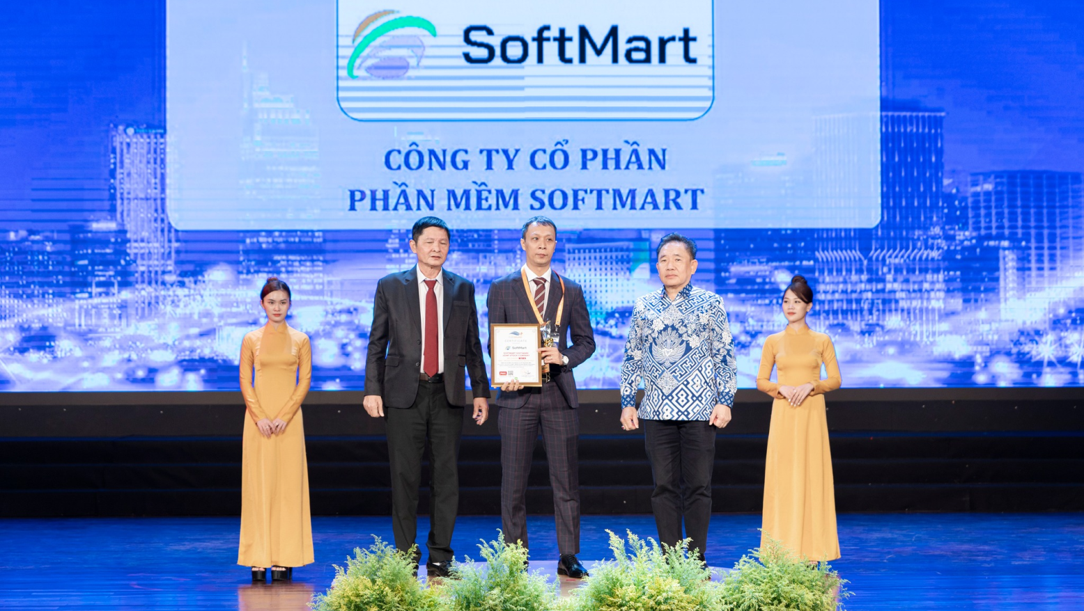 SoftMart | Provide world class services